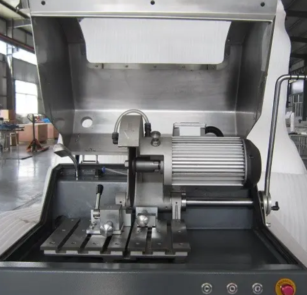 Metcut 250 cutting machine – Spectrographic Ltd